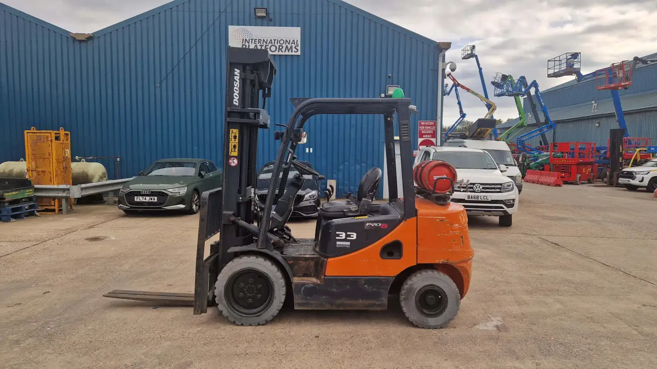 Used Access Platforms For Sale | International Platforms Ltd