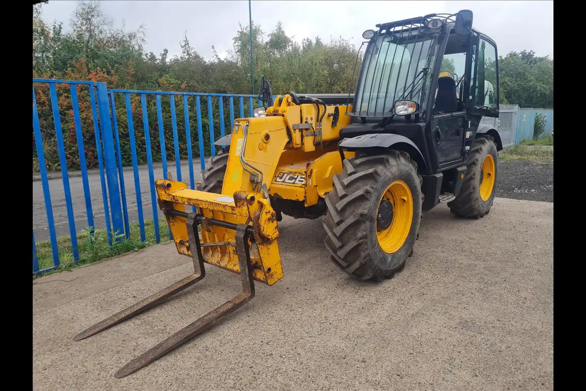 Used Access Platforms For Sale | International Platforms Ltd